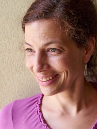 The WAR Series: Writers As Readers, with Sue Sinclair | Open Book